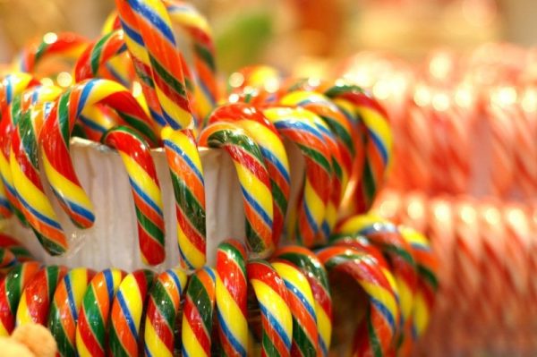 No More Straw Waste with Edible Straw (You can also Make One!)