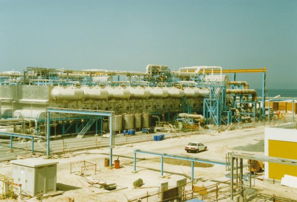Multi_Stage_Flash_Desalination_Plant (Wikimedia Commons) - Earth Buddies