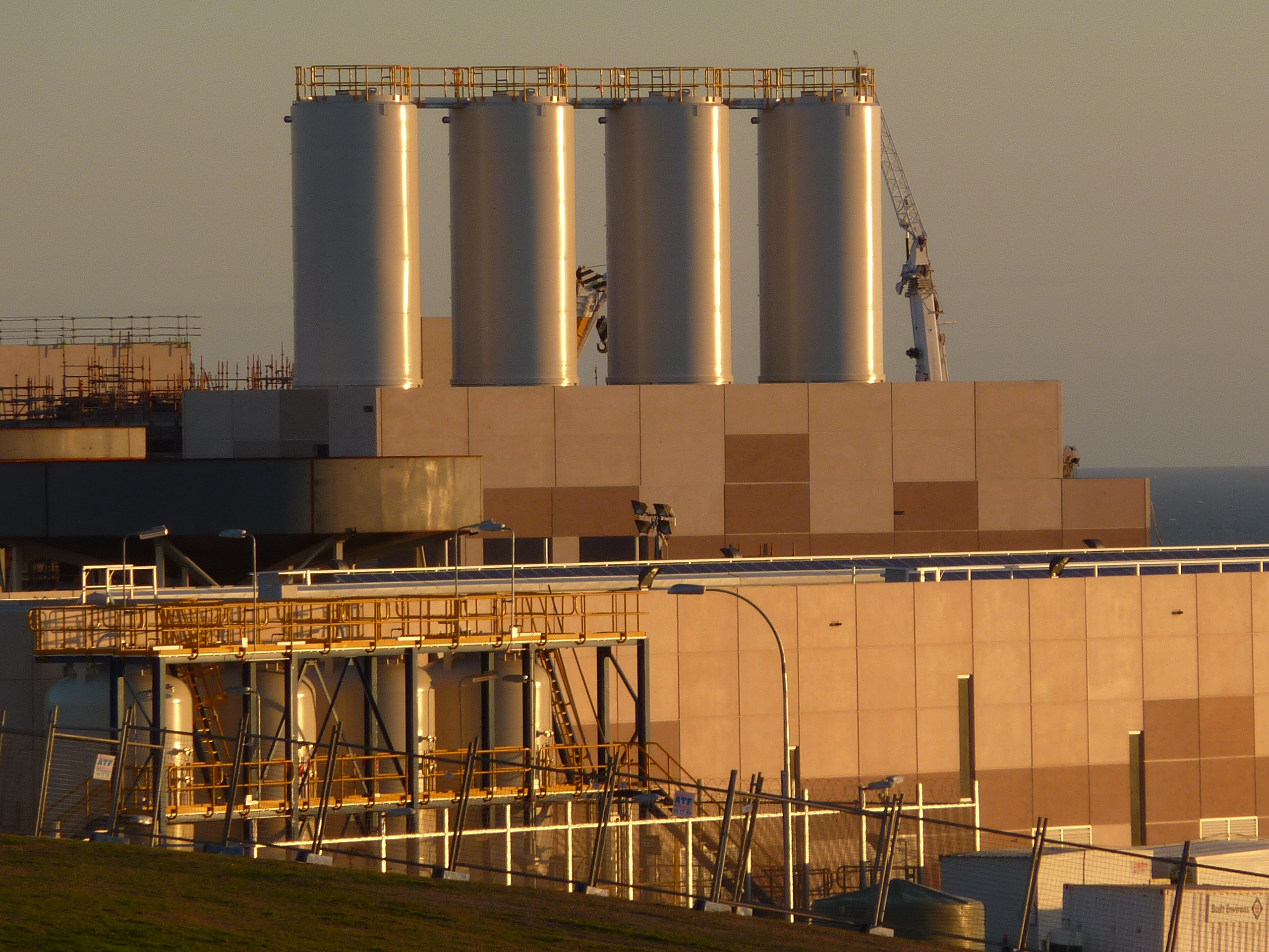 Port_Stanvac_Desalination_Plant (Wikimedia Commons) - Earth Buddies