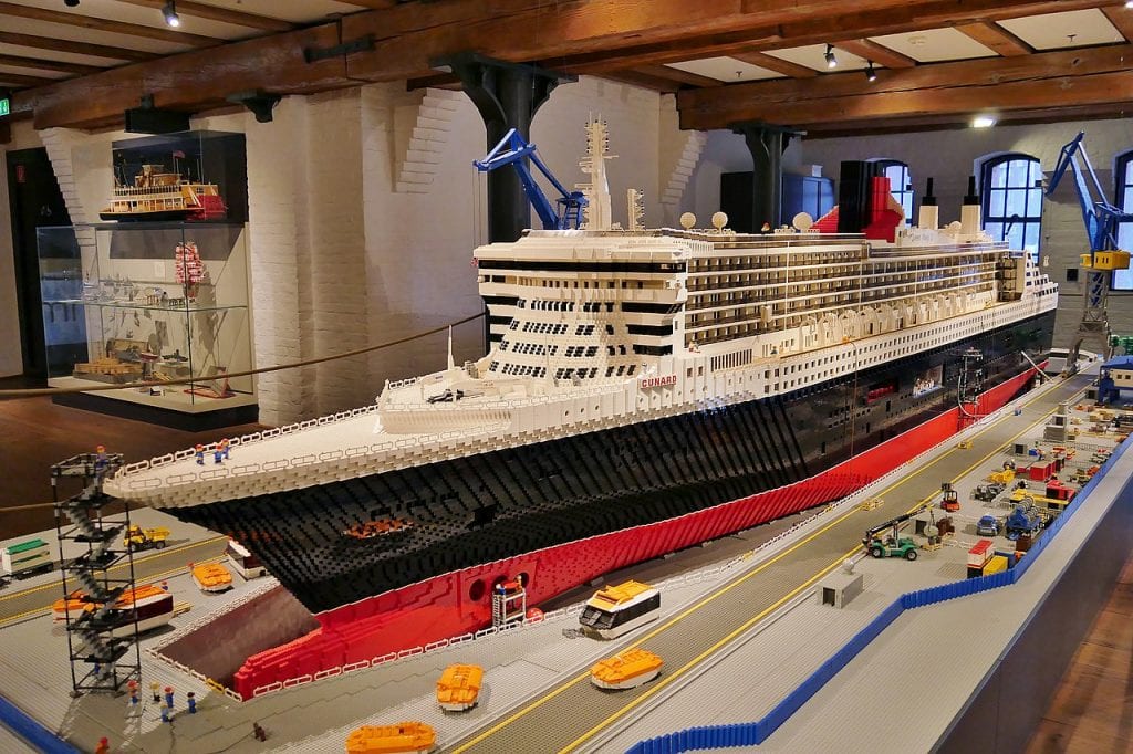 lego replica of Queen Mary by Damián Morán Dauchez Wikimedia Commons ...