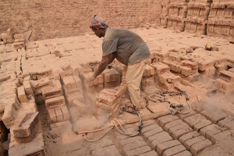 Brick kiln worker by Dolon Prova Wikimedia Commons - Earth Buddies