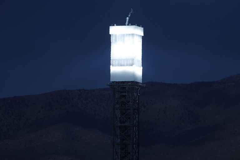 What Is Molten Salt Power Plant? Here We Explain This Innovation