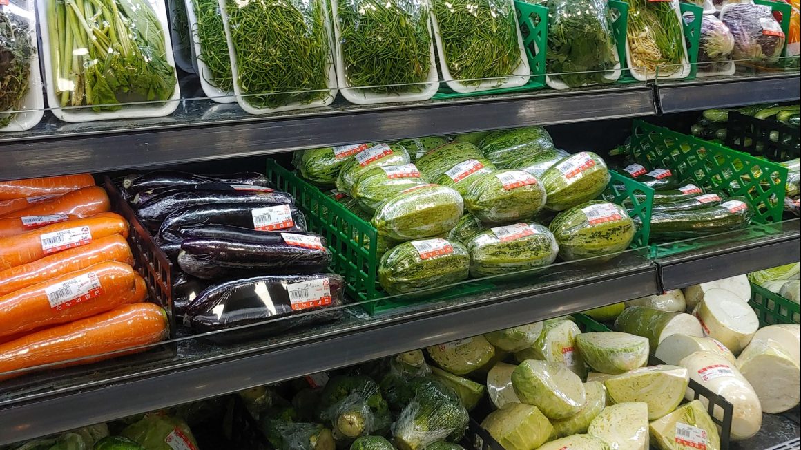 Plastic Packaging vs Food Waste Prevention: Let's Take a Look