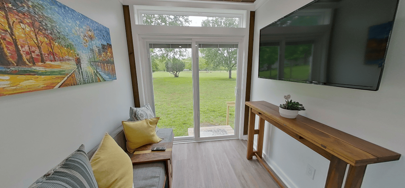 UnContained Dreams - Earth Buddies